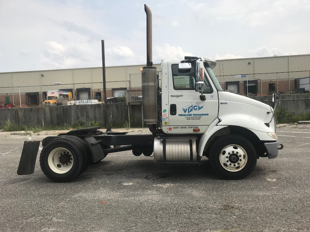 2012 INTERNATIONAL 8600 SINGLE AXLE DAYCAB FOR SALE #2885