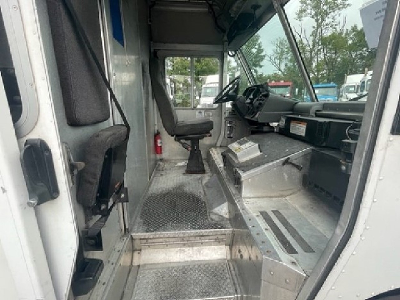 2016 FREIGHTLINER MT45 STEP VAN FOR SALE #4490