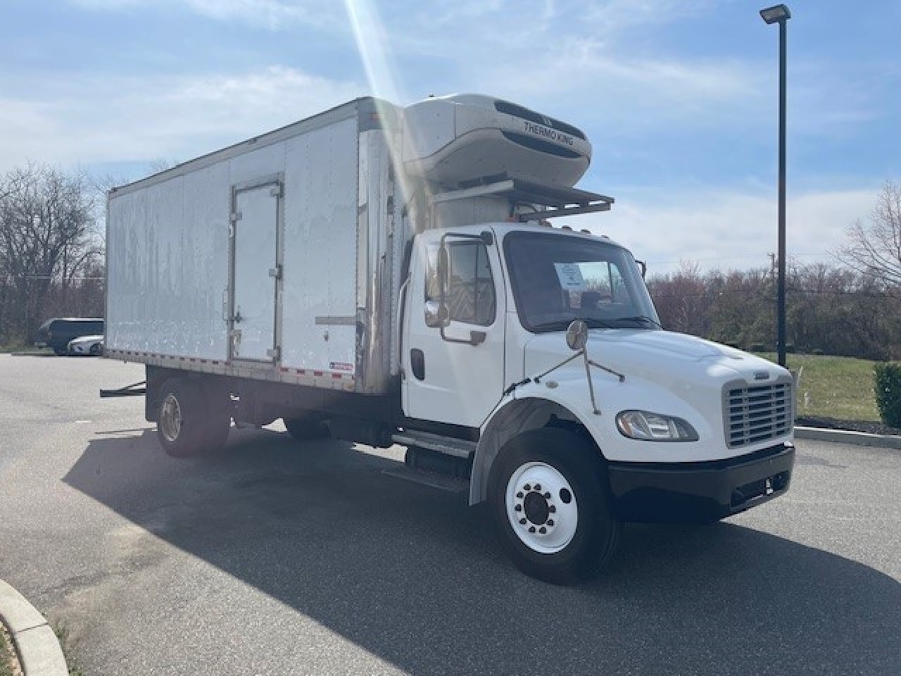 2017 FREIGHTLINER M2106 REEFER TRUCK FOR SALE #4815