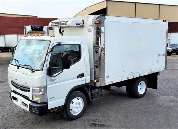 2014 MITSUBISHI FUSO FE160 REEFER TRUCK FOR SALE #11844