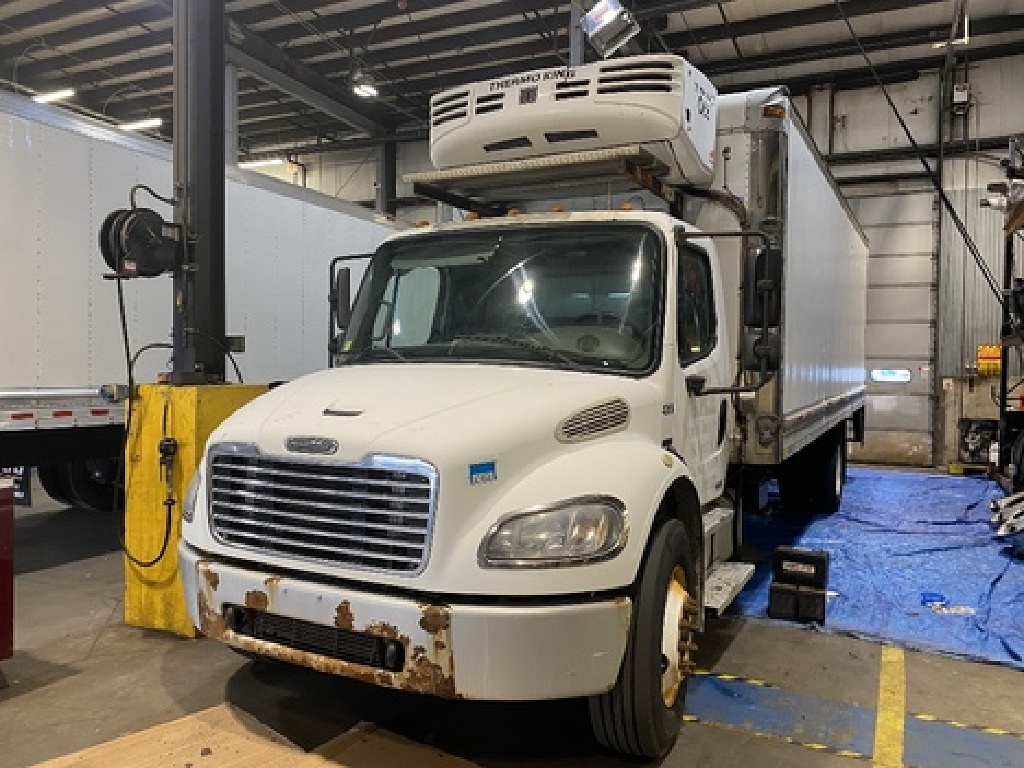 2006 FREIGHTLINER M2-106 REEFER TRUCK FOR SALE #14513