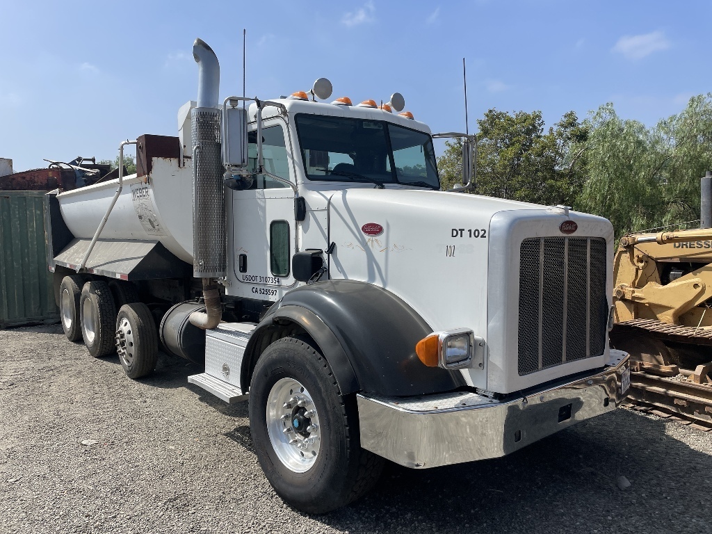 2011 PETERBILT 365 TRI-AXLE STEEL DUMP TRUCK FOR SALE #15372
