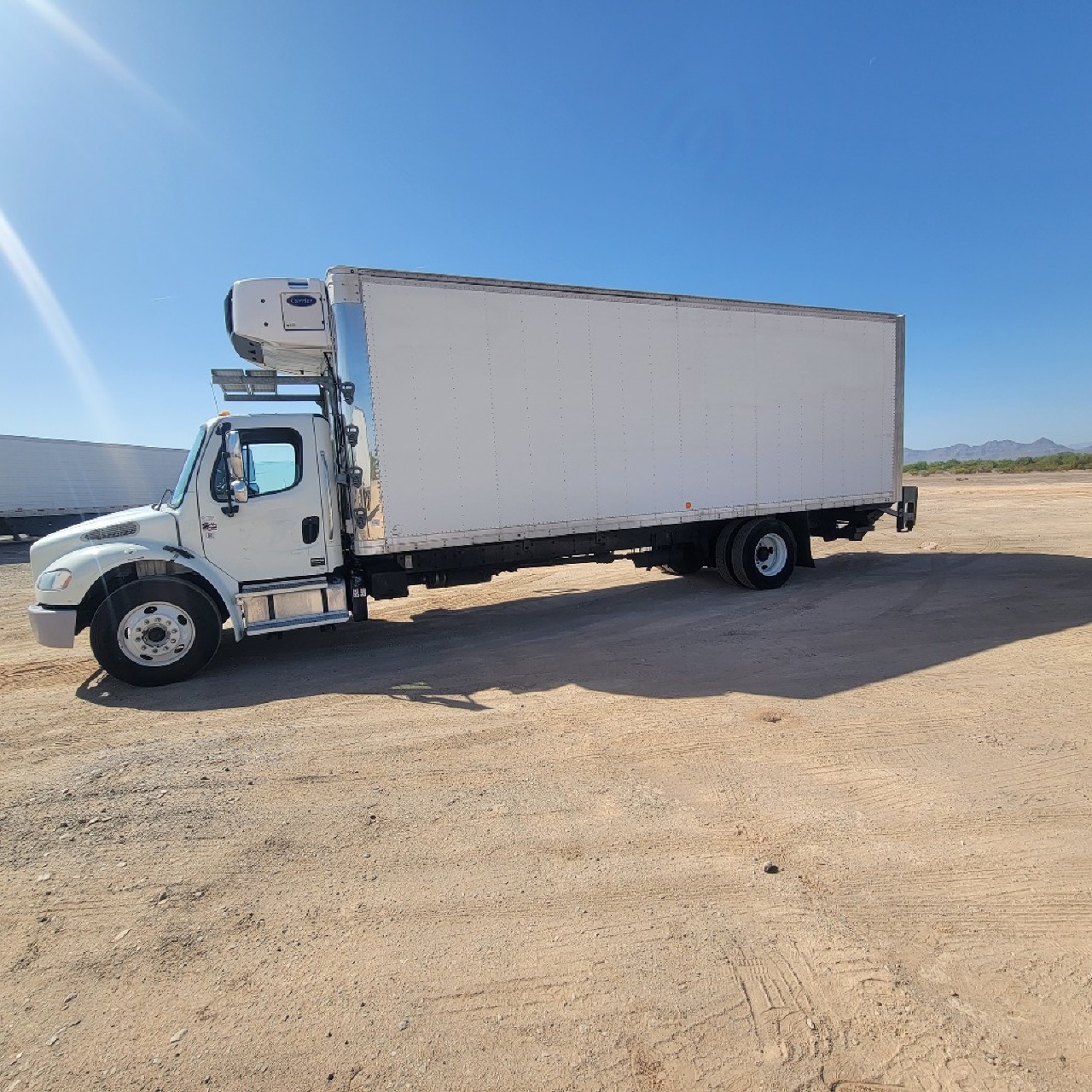 2015 FREIGHTLINER M2 REEFER TRUCK FOR SALE #16462
