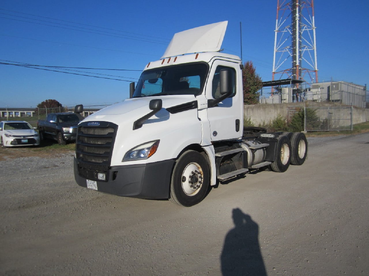 2019 FREIGHTLINER CASCADIA 126 TANDEM AXLE DAYCAB FOR SALE #16513