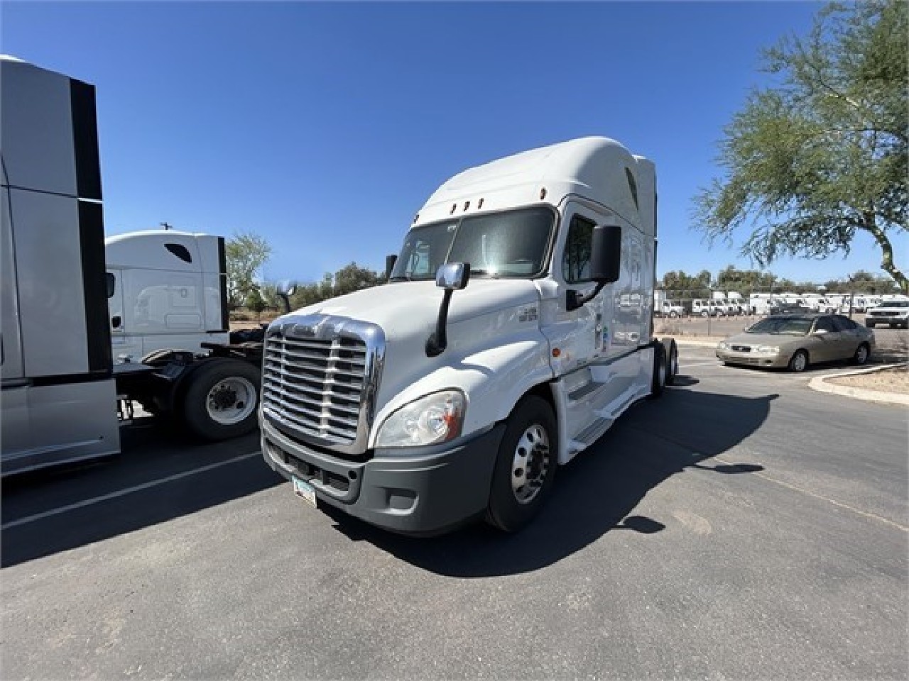 2017 FREIGHTLINER CASCADIA TANDEM AXLE SLEEPER FOR SALE #16847