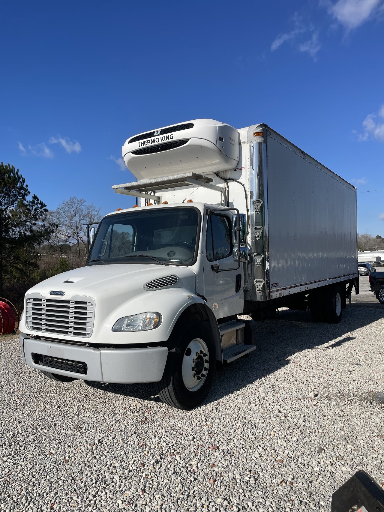 2016 FREIGHTLINER M2 26' REEFER BOX TRUCK REEFER TRUCK FOR SALE #17175