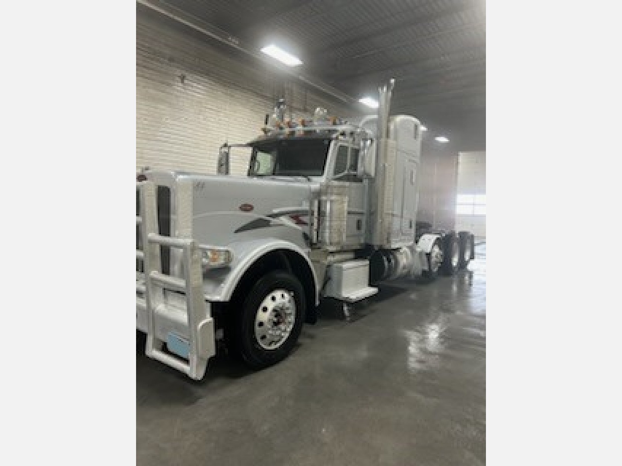2019 PETERBILT 389 TRI-AXLE SLEEPER FOR SALE #17484