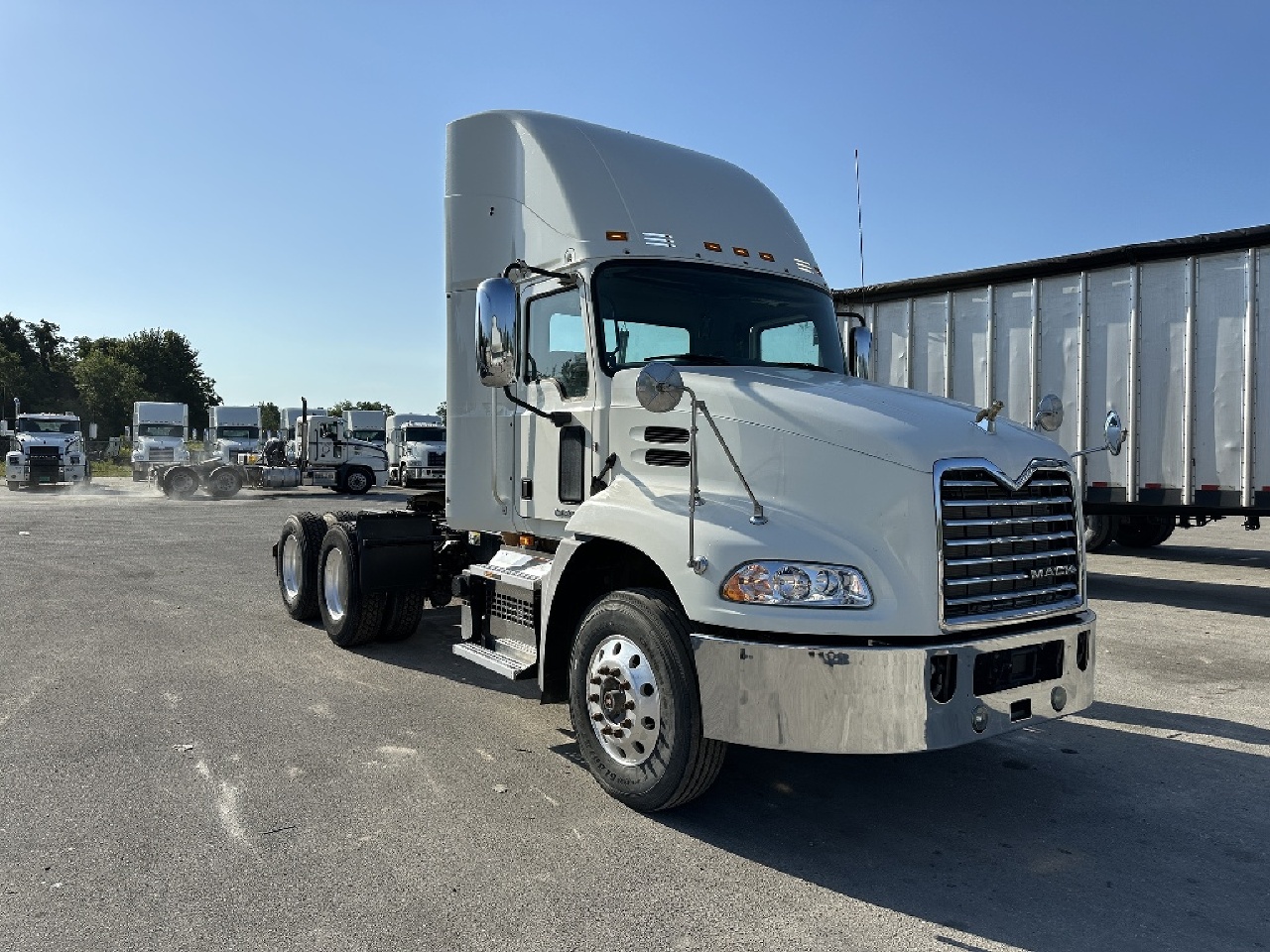 2018 MACK CXU613 TANDEM AXLE DAYCAB FOR SALE #17559