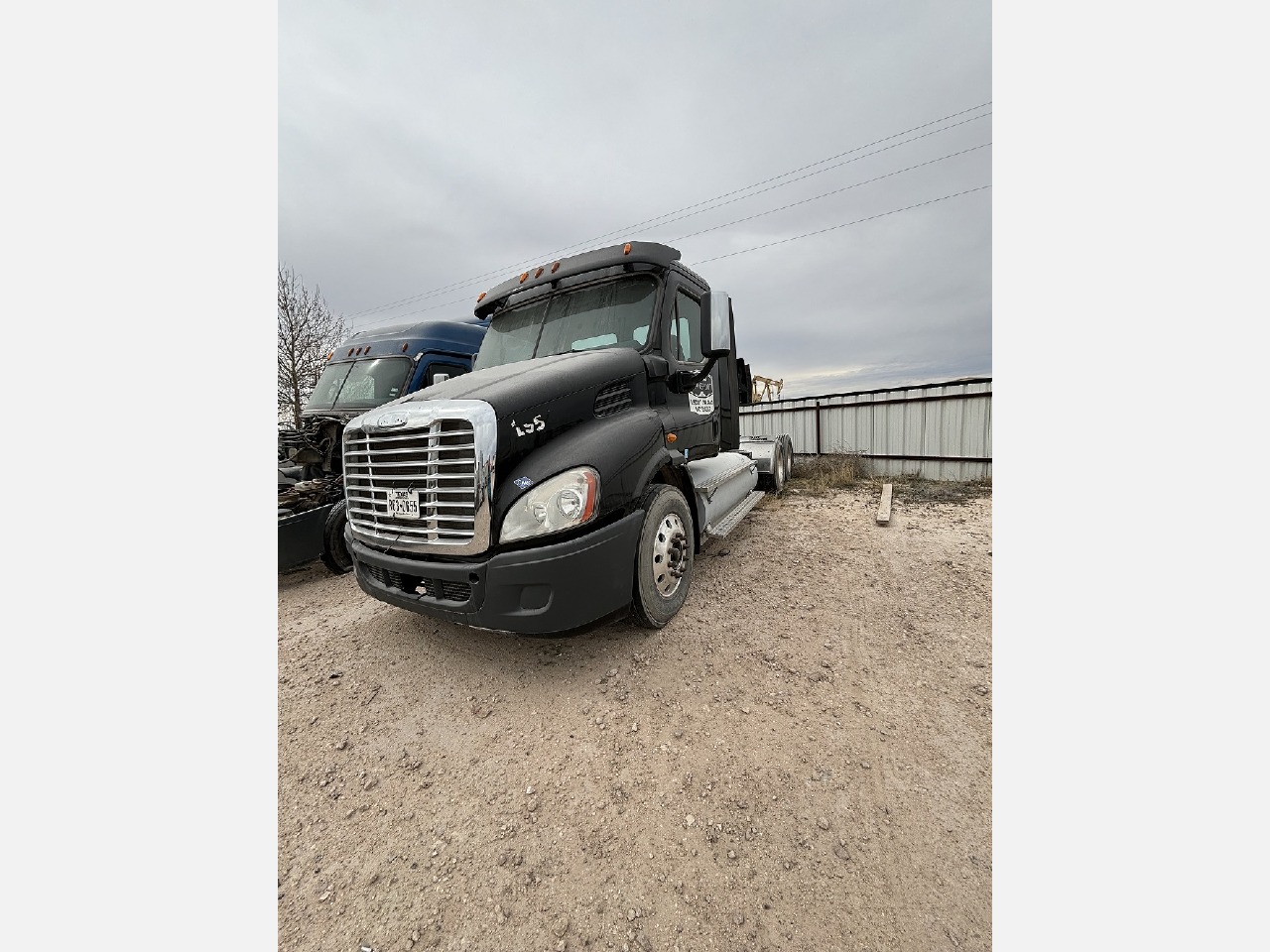 2015 FREIGHTLINER CA113DC TANDEM AXLE DAYCAB FOR SALE #17713