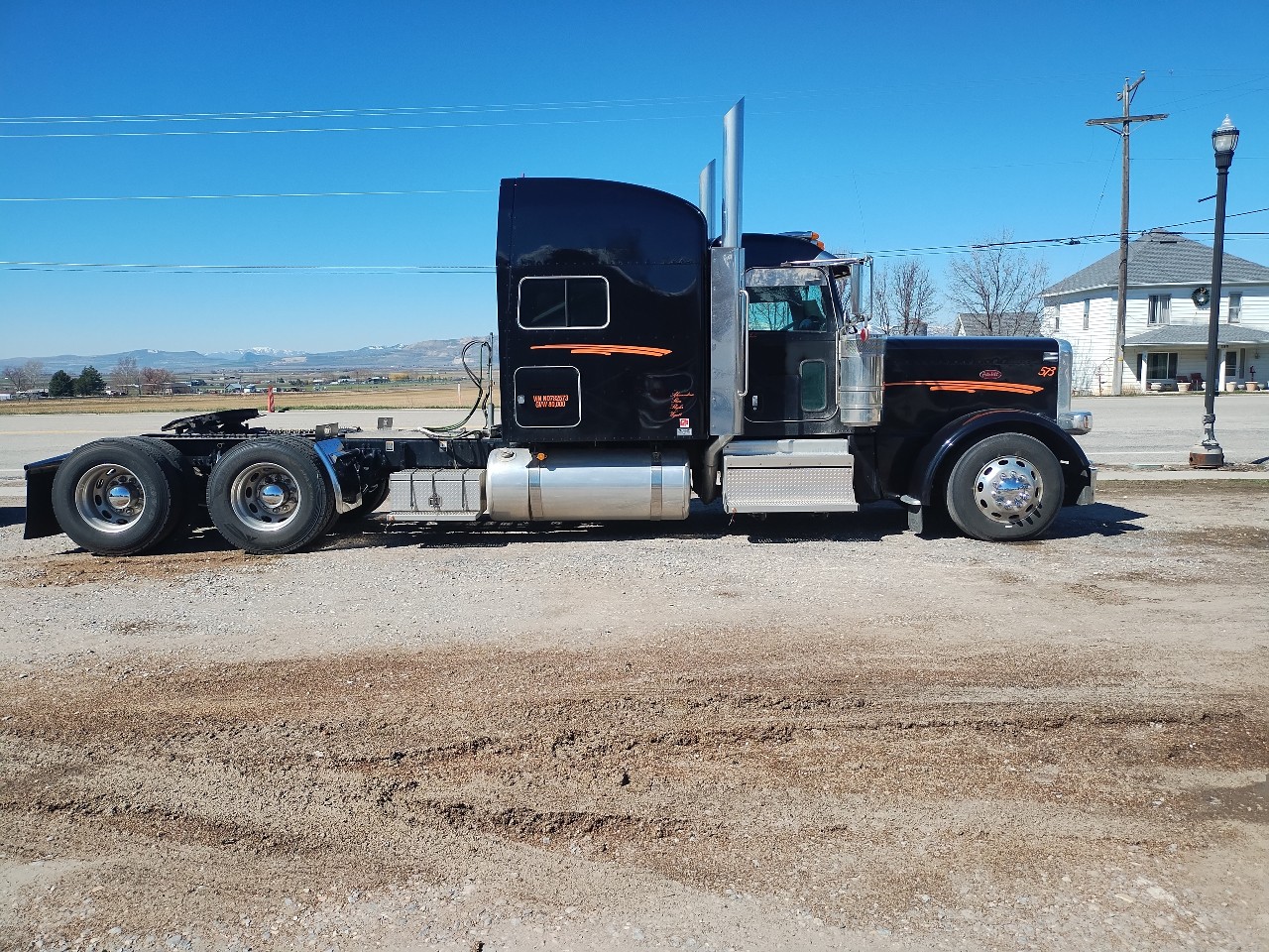 2022 PETERBILT 389 TANDEM AXLE SLEEPER FOR SALE #17845