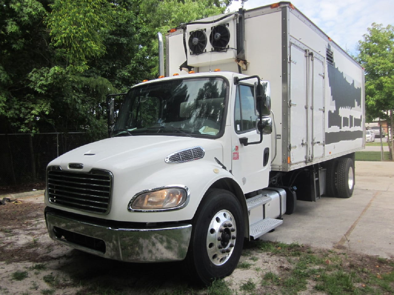 2018 FREIGHTLINER M2-106 BOX VAN TRUCK FOR SALE #18378