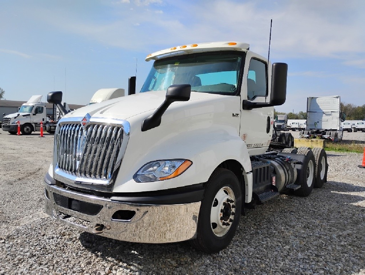2020 INTERNATIONAL LT625 TANDEM AXLE DAYCAB FOR SALE #18656