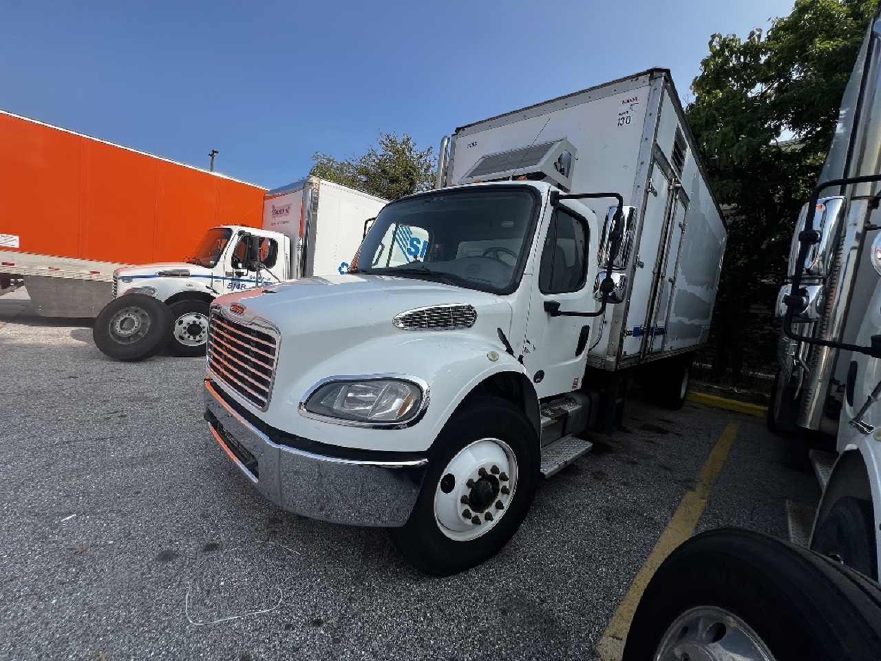 2018 FREIGHTLINER M2-106 BOX VAN TRUCK FOR SALE #18987