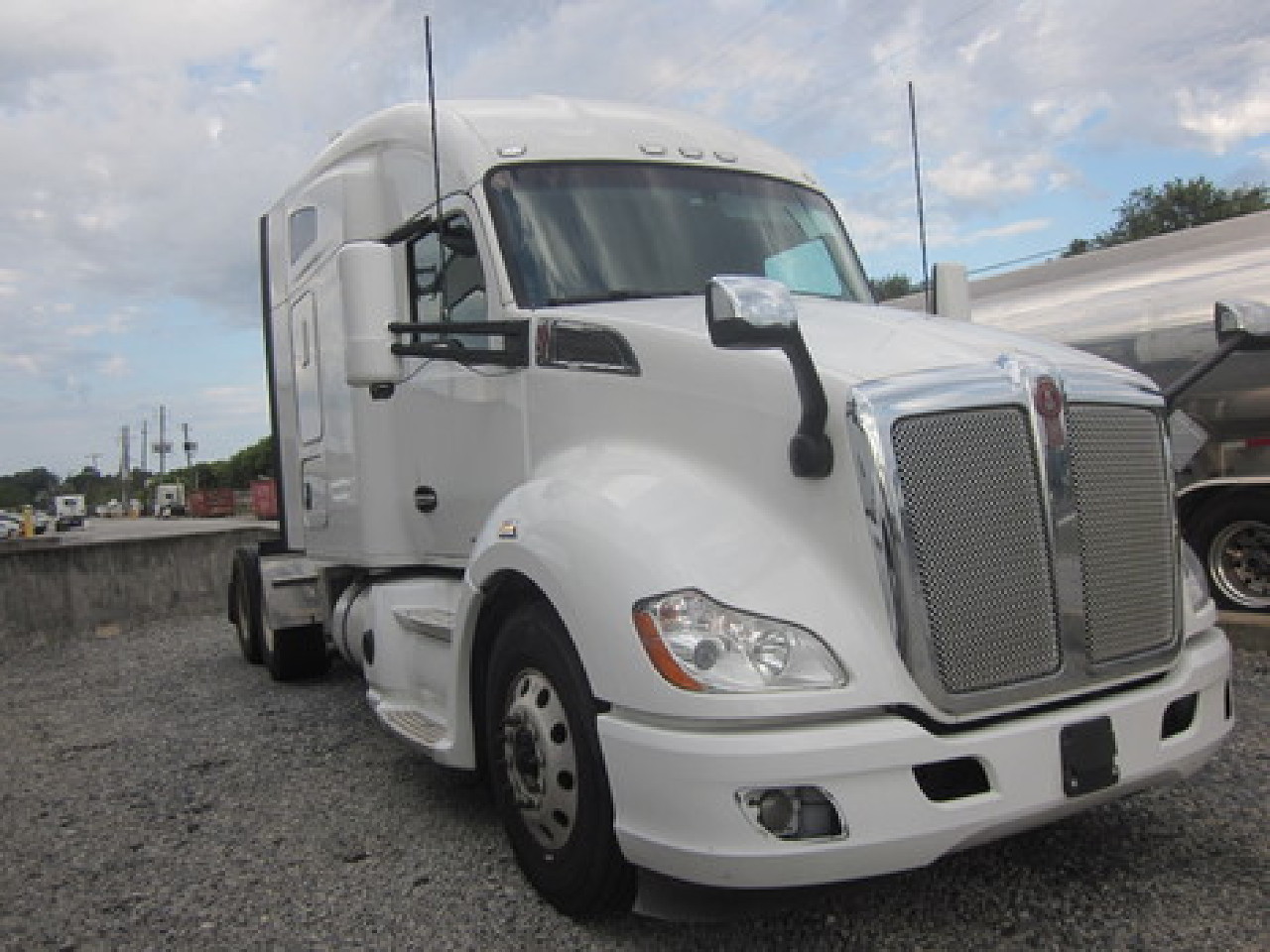 2020 KENWORTH T680 TANDEM AXLE SLEEPER FOR SALE #19004