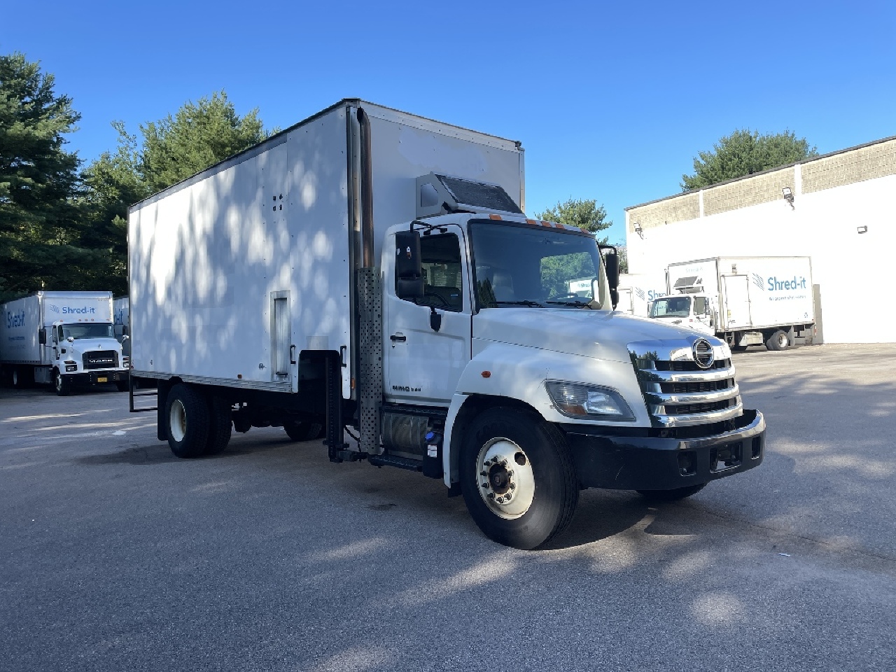 2018 HINO 338 BOX VAN TRUCK FOR SALE #19031