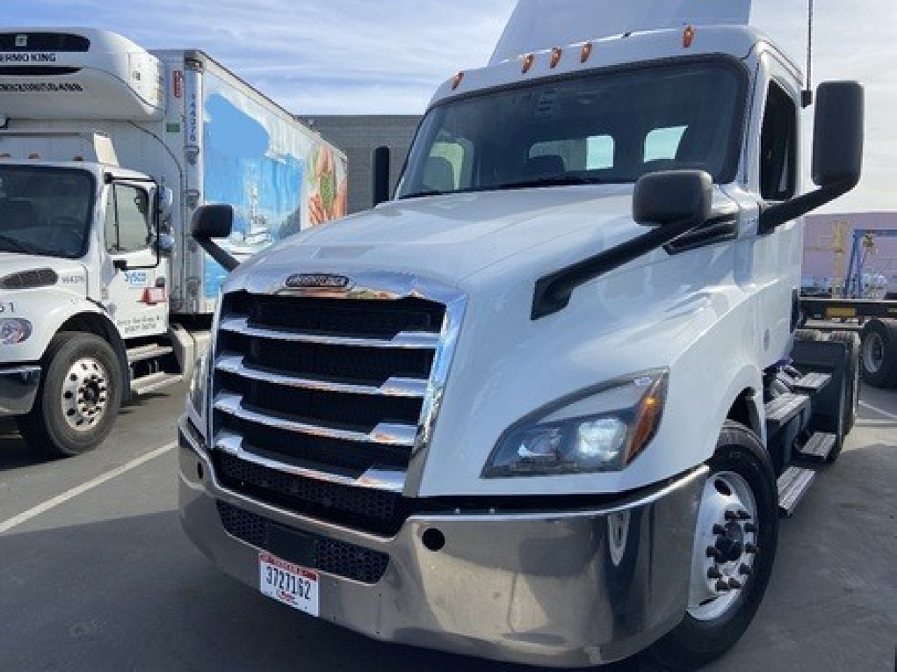 2020 FREIGHTLINER CASCADIA 126 TANDEM AXLE DAYCAB FOR SALE #19488