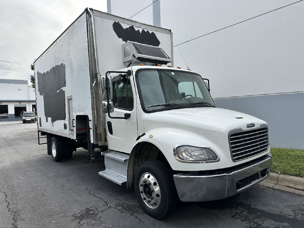 2019 FREIGHTLINER M2-106 BOX VAN TRUCK FOR SALE #19496
