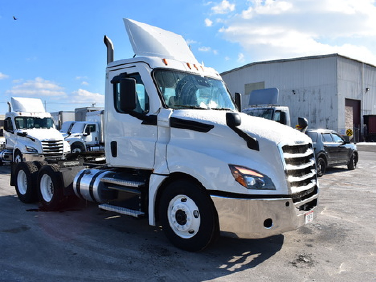 2020 FREIGHTLINER CASCADIA 126 TANDEM AXLE DAYCAB FOR SALE #20262