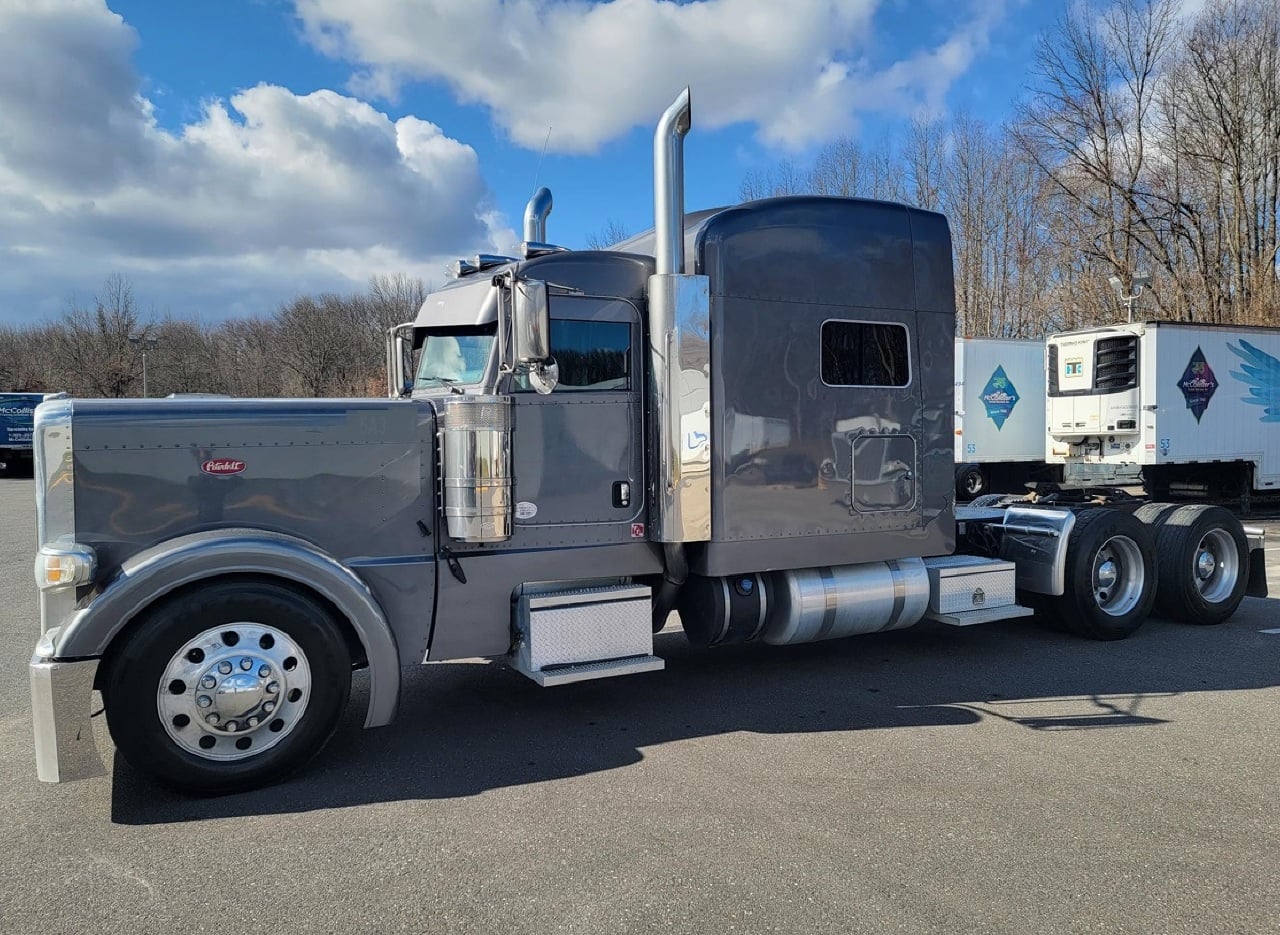 2019 PETERBILT 389 TANDEM AXLE SLEEPER FOR SALE #20533