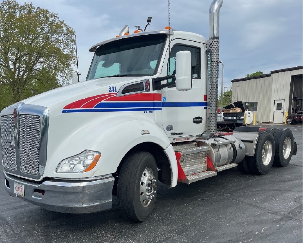 2016 KENWORTH T680 TANDEM AXLE DAYCAB FOR SALE #21249