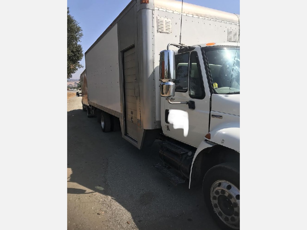 2008 INTERNATIONAL 22FT LINEN UPFIT USED TO BOX VAN TRUCK FOR SALE #2740