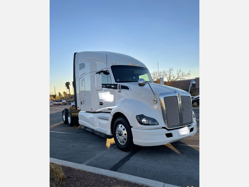 2016 KENWORTH T680 ISX 15 AUTO DOT SLEEPER FOR SALE #2838