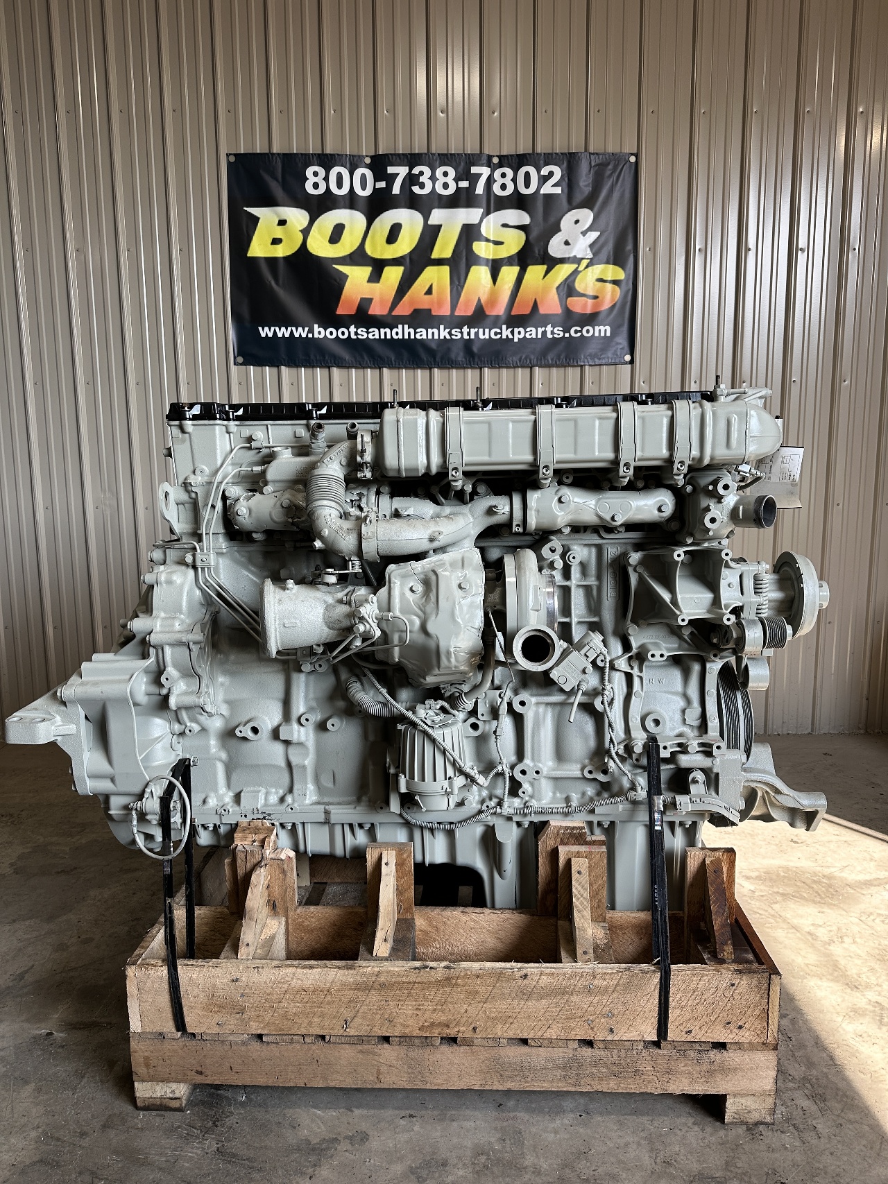 Detroit DD15 Diesel — 14.8 L, 400–600 HP Heavy-Duty Power - Boots and Hanks Truck Parts