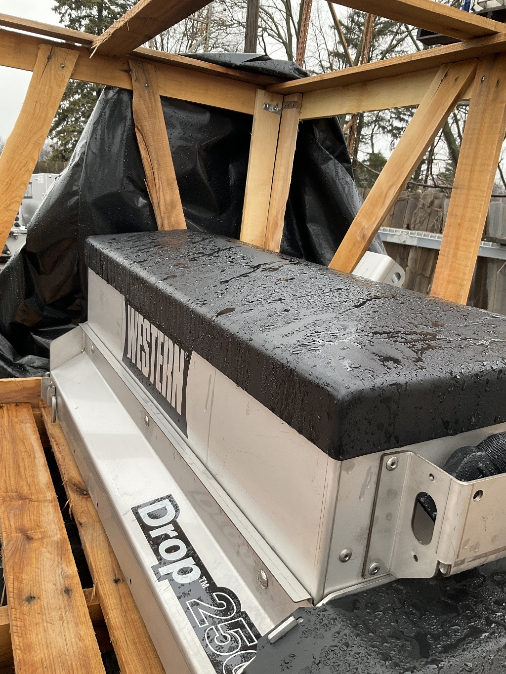 WESTERN DROP 250 SPREADER FOR SALE #1034