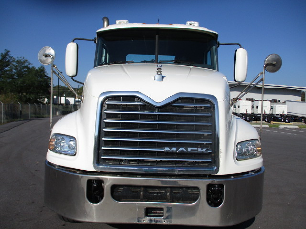 2013 MACK PINNACLE CXU613 DAYCAB FOR SALE #1416