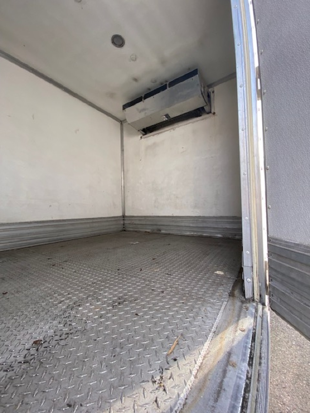 USED TRUCK BODIES FOR SALE IN NEW JERSEY