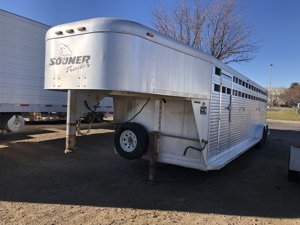 2004 SOONER GN LIVESTOCK LIVESTOCK TRAILER FOR SALE #1156