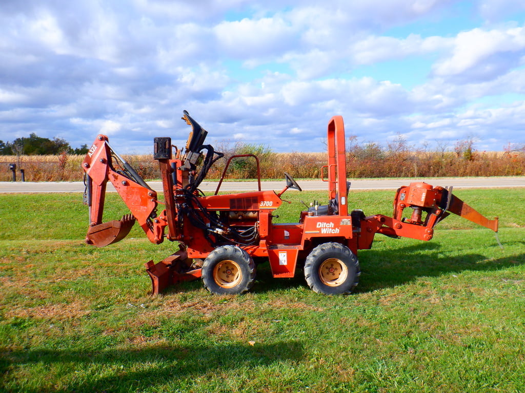 Used Ride-On Trencher - Vibratory Plow Equipment for Sale