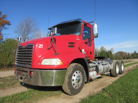 Tandem Axle Daycabs For Sale
