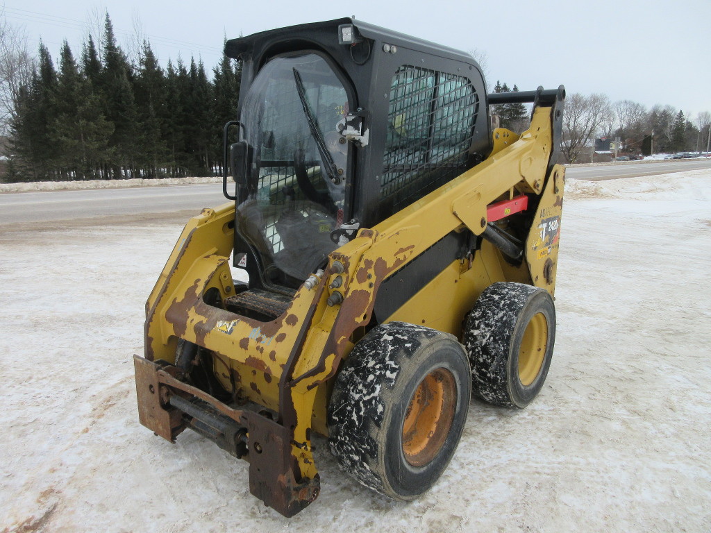 2016 CATERPILLAR 242D SKID STEER WHEEL LOADER FOR SALE #3089