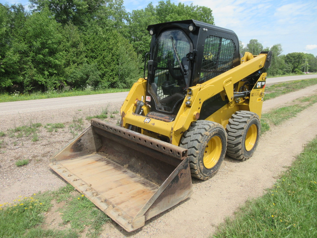 2018 CATERPILLAR 232D SKID STEER WHEEL LOADER FOR SALE #3576