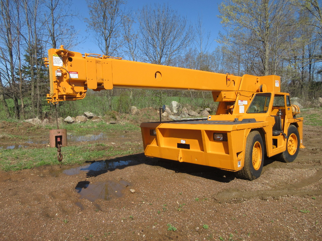 1989 BRODERSON IC-200-2B YARD / CARRY DECK CRANE FOR SALE #3709