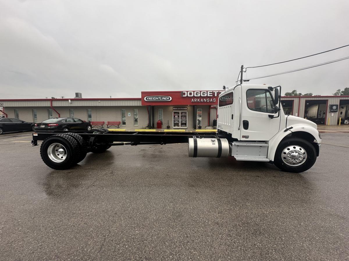 2025 FREIGHTLINER M2 CAB CHASSIS TRUCK FOR SALE #2762