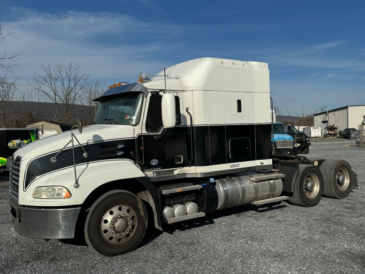 2015 MACK CXN613 TANDEM AXLE SLEEPER FOR SALE #9704