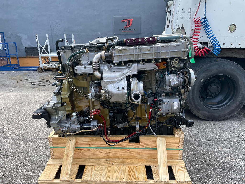 Detroit DD13 Engine - JJ Rebuilders