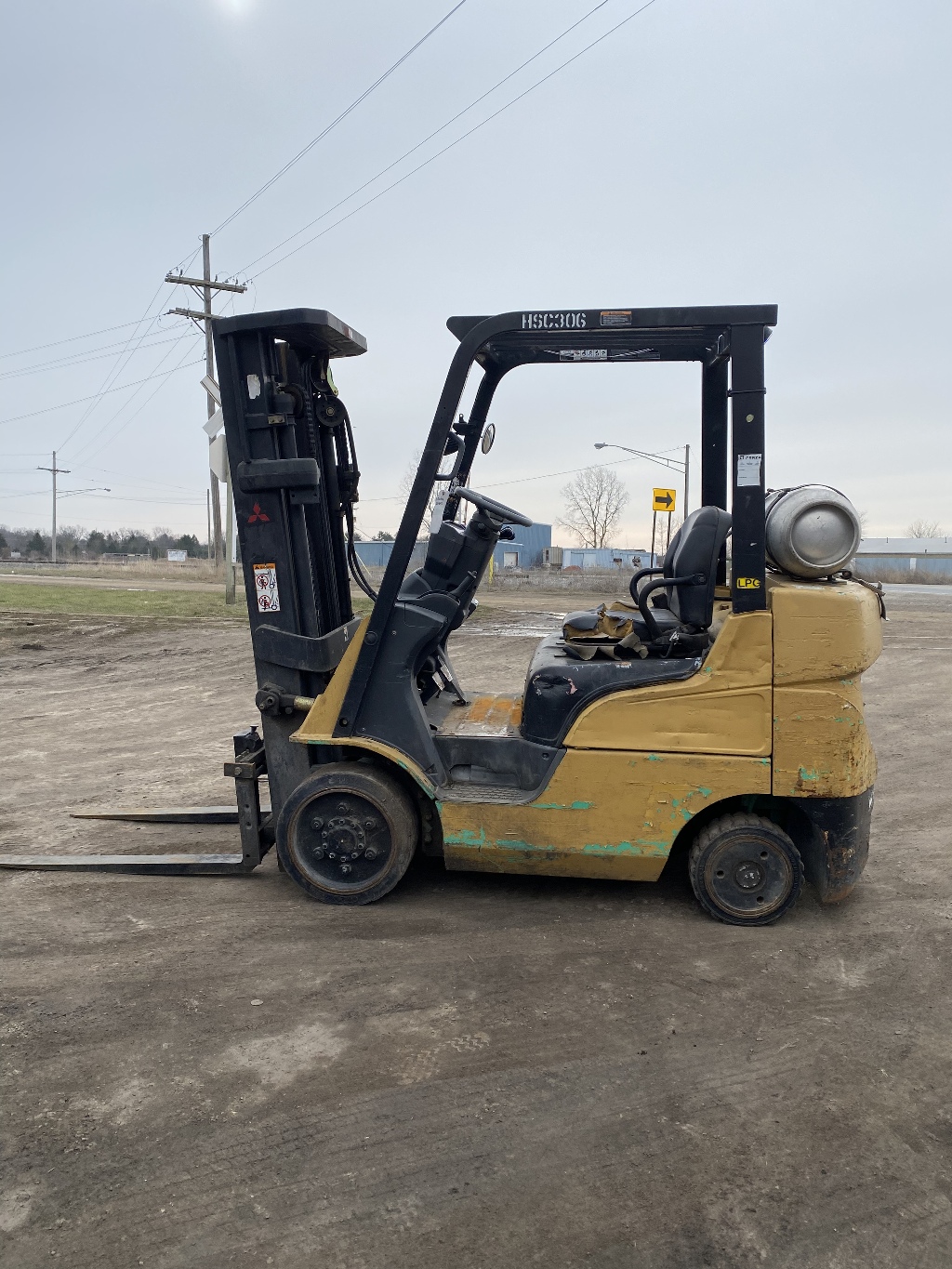 MITSUBISHI FGC25N-LP MAST FORKLIFT FOR SALE #2258
