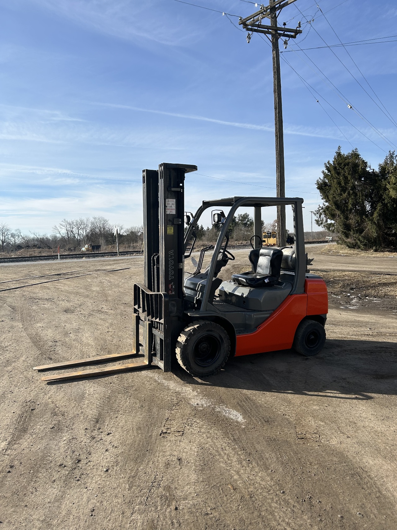 TOYOTA 8FGU25 MAST FORKLIFT FOR SALE #2729