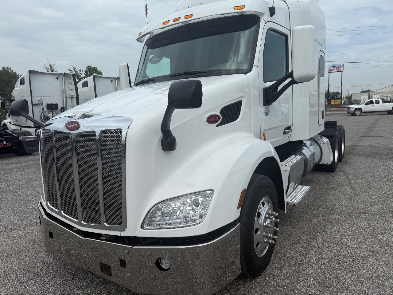 2015 PETERBILT 579 TANDEM AXLE SLEEPER FOR SALE #1265