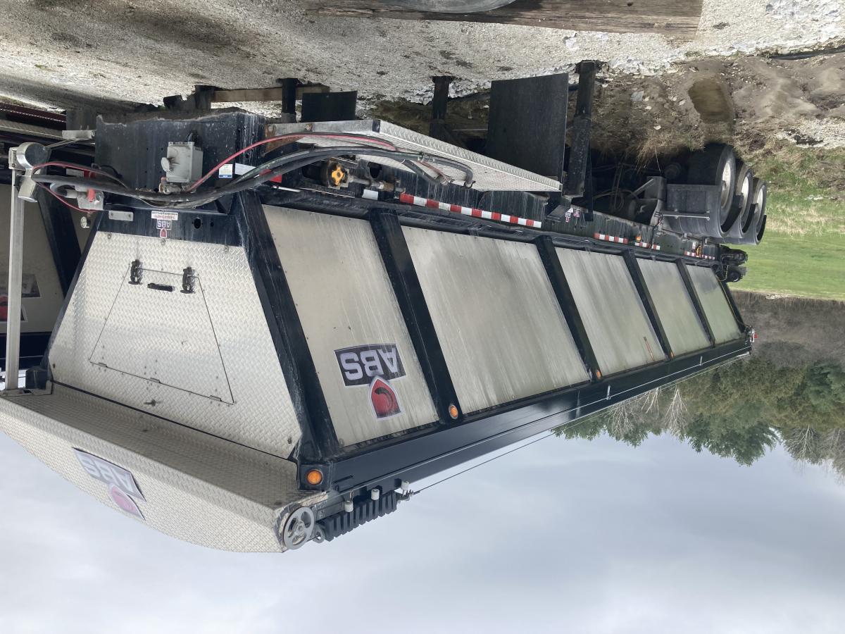 Lucky's Trailer Sales