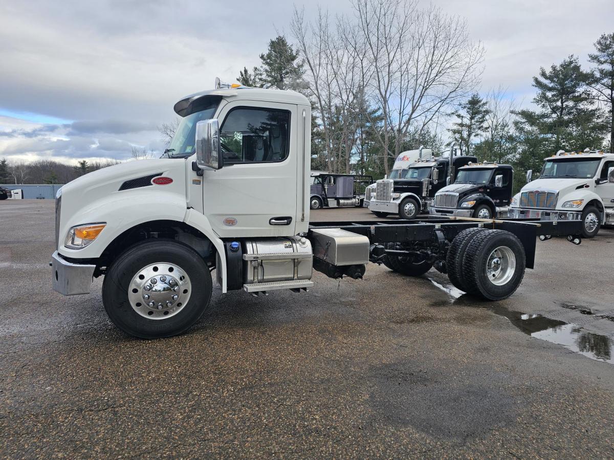 2025 PETERBILT 537 CAB CHASSIS TRUCK FOR SALE #9983