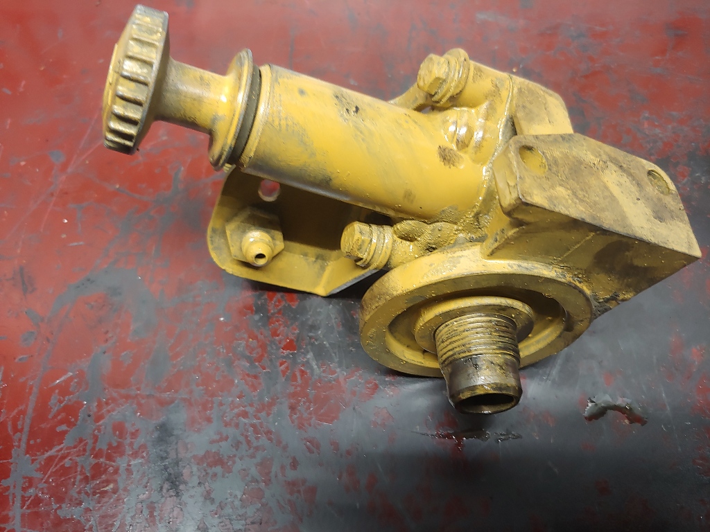 1985 CAT 3208 FUEL FILTER HOUSING FOR SALE #4N8897, 9N865