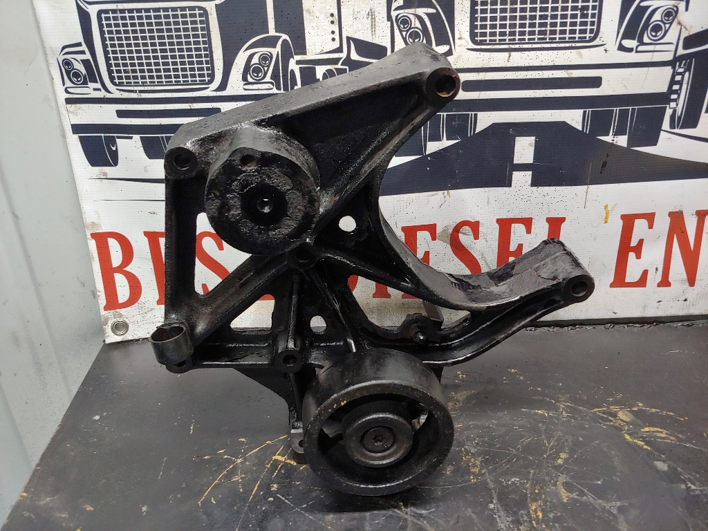 INTERNATIONAL 9.0L ENGINE MOUNT FOR SALE #1320158C1