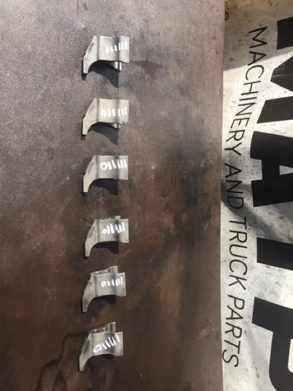 CUMMINS M11 CELECT PLUS INJECTOR CLAMPS FOR SALE #3883144