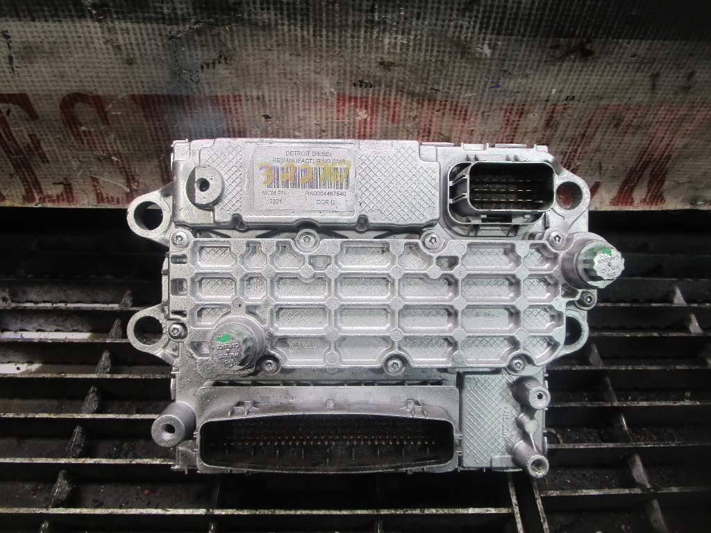 MERCEDES-BENZ DIESEL ENGINE COMPUTER / ELECTRONIC CONTROL (ECM) FOR ...