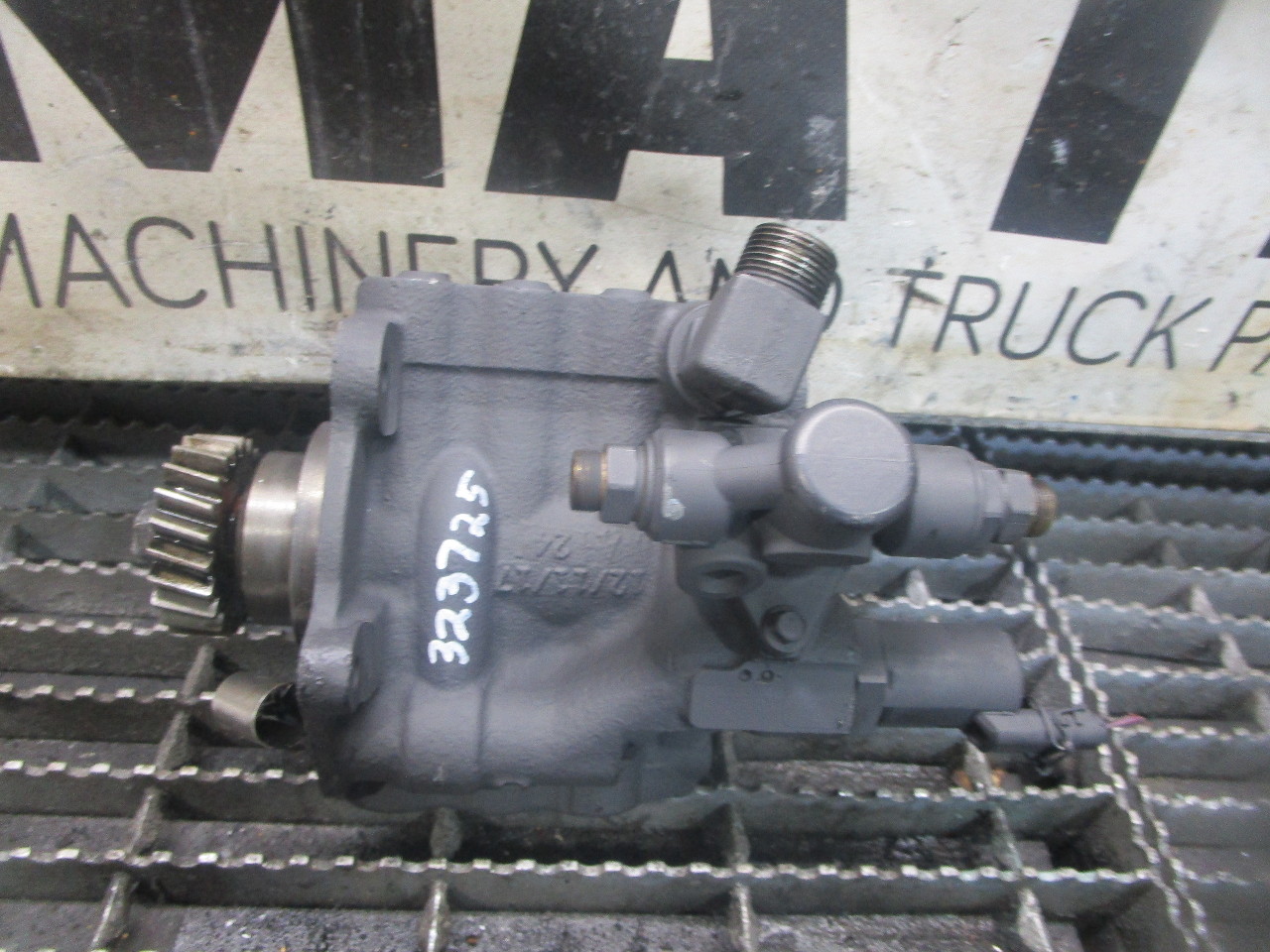 INTERNATIONAL DT466E FUEL PUMP FOR SALE #1879743C96