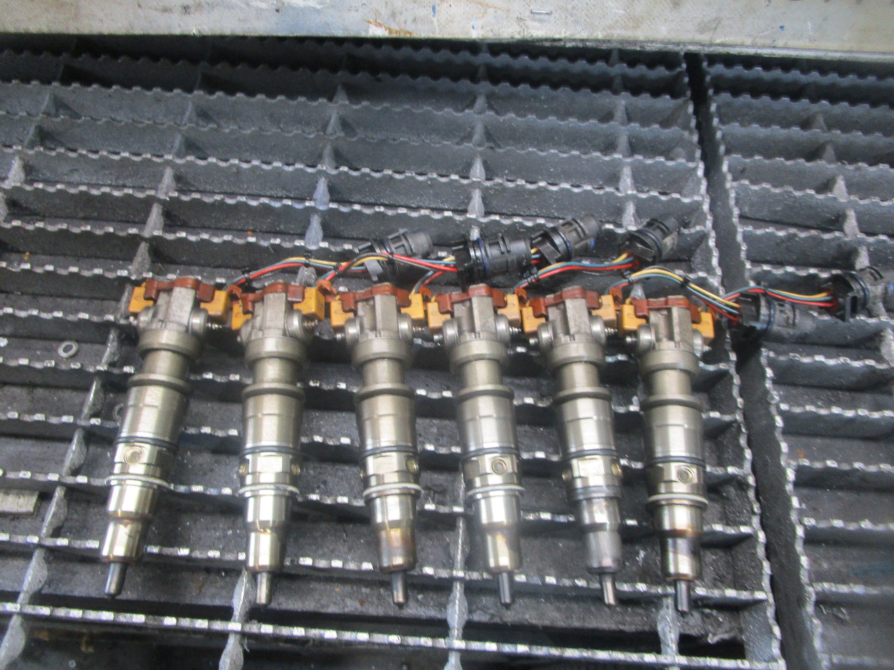 INTERNATIONAL VT365 FUEL INJECTOR FOR SALE #1843481C94